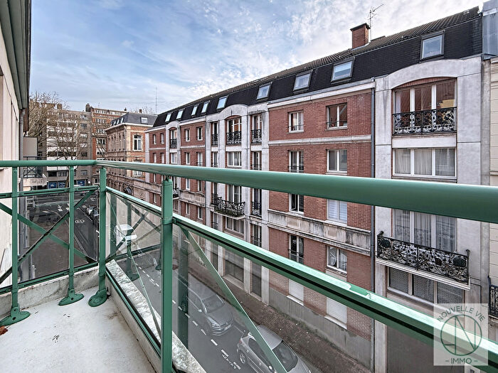 Appartement à louer - Lille, Centre-ville, Euralille - 2 pièces - 1 chambre