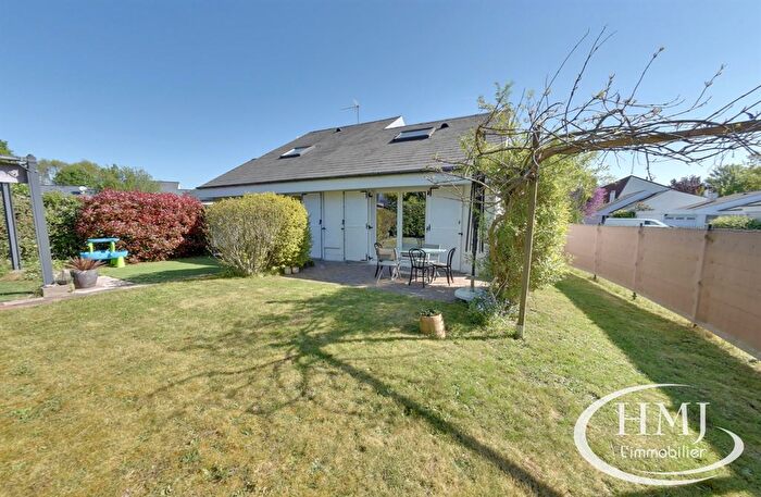 Maison à vendre - Courcouronnes - 7 pièces - 5 chambres