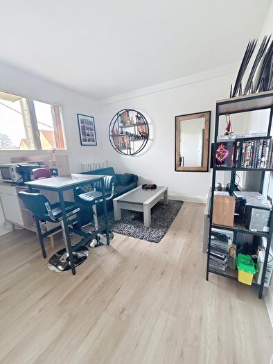Appartement à vendre - Poissy, Les Capucines - 2 pièces - 1 chambre