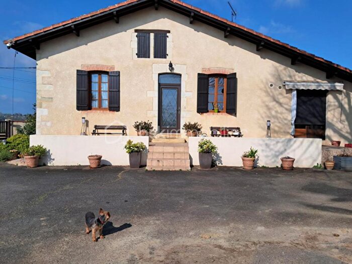 Maison à vendre - Nousse - 4 pièces - 3 chambres