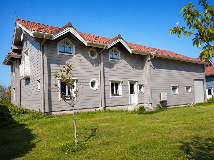Rabastens-de-Bigorre : Maison 6 pièces à vendre