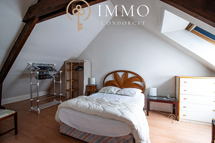 Appartement à louer - LHaÿ-les-Roses, Petit Robinson - 1 pièce - 1 chambre