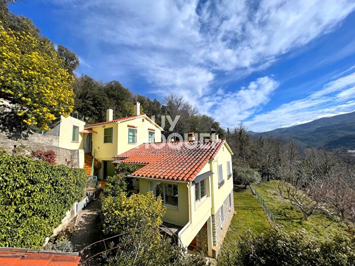 Maison à vendre - Amélie-les-Bains-Palalda - 11 pièces - 5 chambres