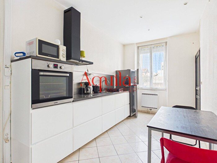 Montchat, Lyon ème arrondissement : Appartement 2 pièces à louer