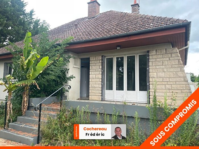 Maison à vendre - Vouvray-sur-Huisne - 4 pièces - 3 chambres
