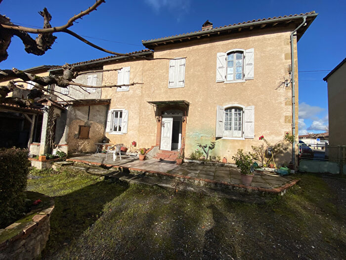 Maison à vendre - Panassac - 7 pièces - 5 chambres