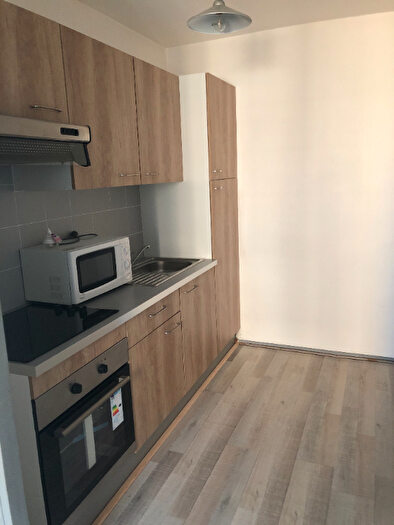 Appartement à louer - La Rochelle, Mireuil, Saint-Maurice - 1 pièce