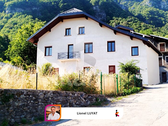 Maison 5 pièces à vendre à Grésy-sur-Isère