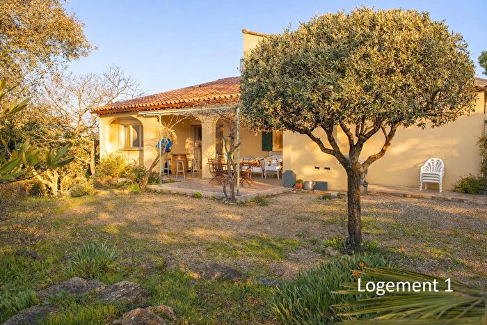 Maison à vendre - Gonfaron - 12 pièces