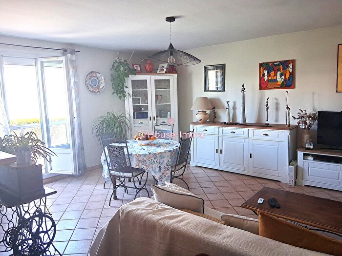 Appartement à vendre - Saint-Jean-de-la-Ruelle, Gambetta, Madeleine, Dix Arpents, Clos Neuf - 4 pièces - 3 chambres
