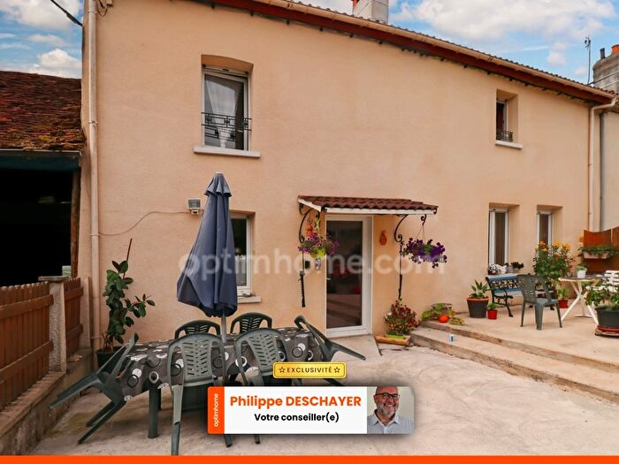 Maison à vendre - Magnac-Laval - 6 pièces - 4 chambres