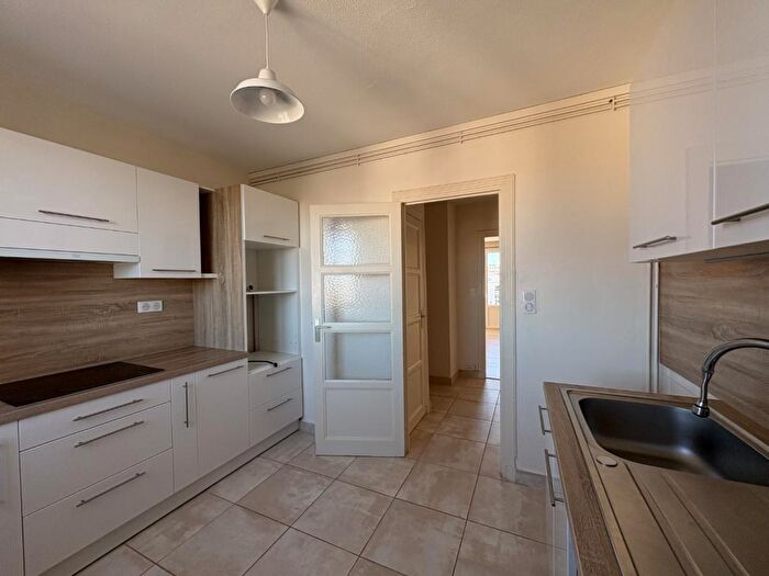 Roanne, Gare : Appartement 3 pièces à louer