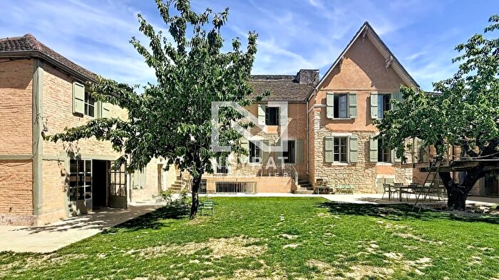 Givry : Maison 15 pièces à vendre