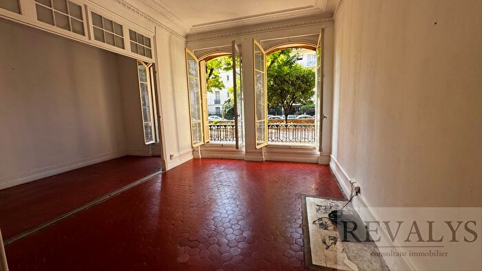 Appartement 4 pièces à Nice, Saint-Lambert, Bas-Cimiez, à vendre
