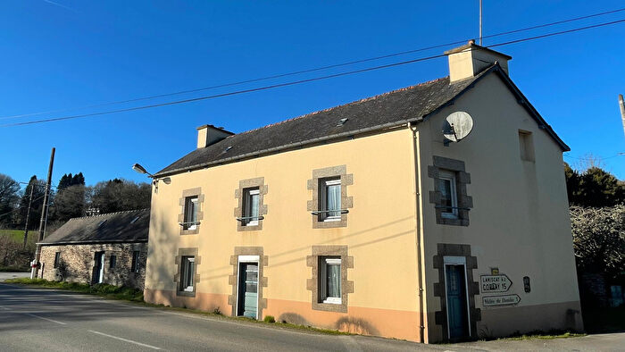 Maison à vendre - Laniscat - 5 pièces - 2 chambres