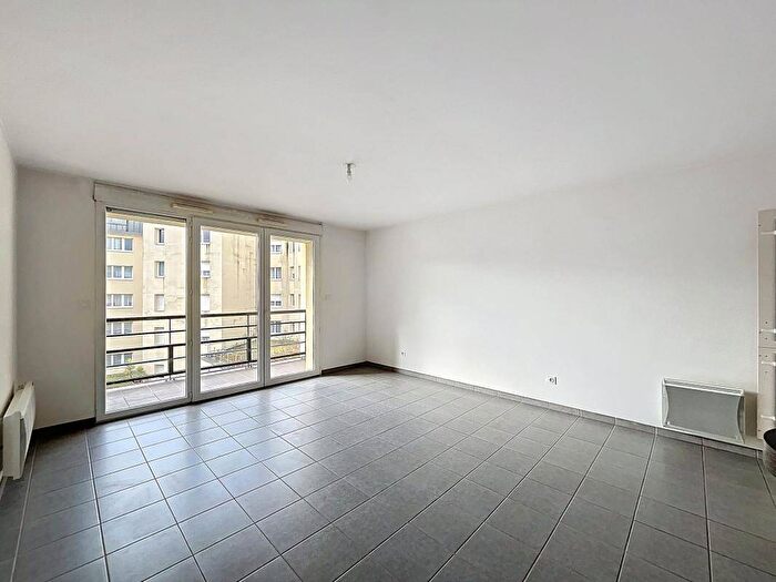 Appartement à louer - Centre Ville-Rive Gauche, Rouen - 3 pièces - 2 chambres