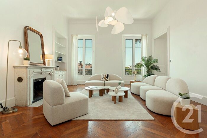 Appartement à vendre - Nice, Carabacel - 6 pièces - 4 chambres