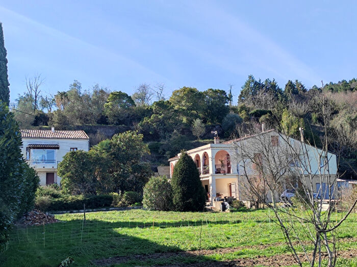 Maison à vendre - Saint-Ambroix - 7 pièces - 5 chambres