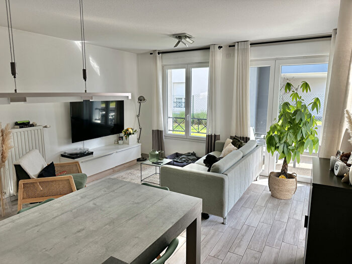 Appartement 3 pièces à Rixheim, Centre-ville, Gare, à vendre