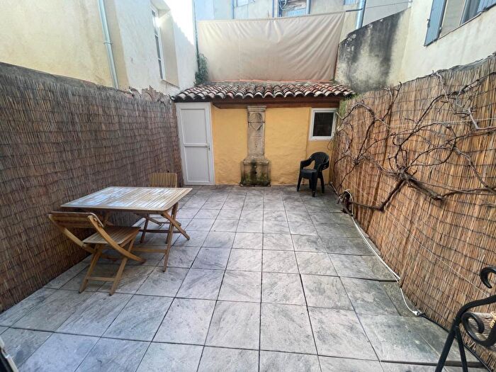 Appartement à louer - Aix-en-Provence, Centre-ville - 1 pièce