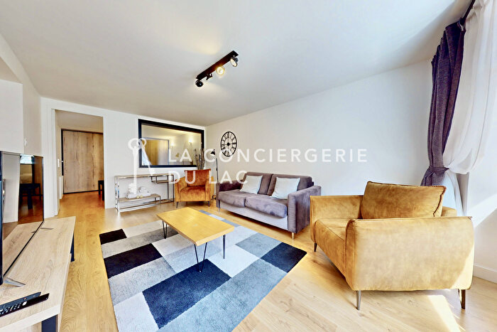 Appartement à vendre - Annecy, Centre-ville, Vieille ville, Marquisats - 2 pièces - 1 chambre