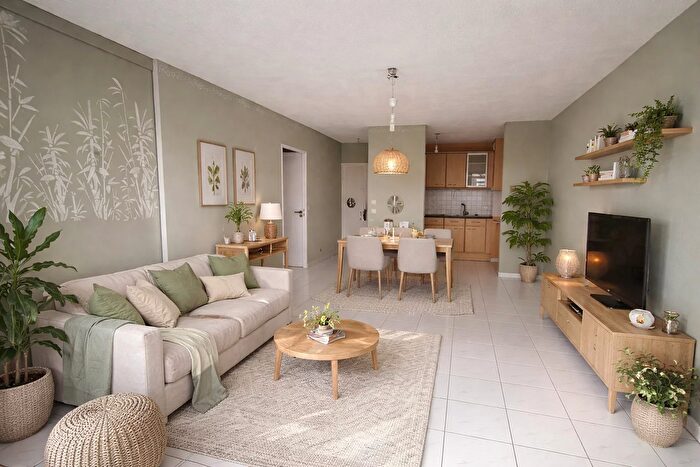 Appartement à vendre - Nîmes, Jean Jaurès - 2 pièces - 1 chambre