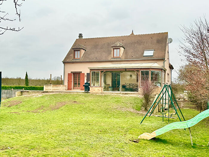 Maison à vendre - Nanteuil-le-Haudouin - 7 pièces - 5 chambres