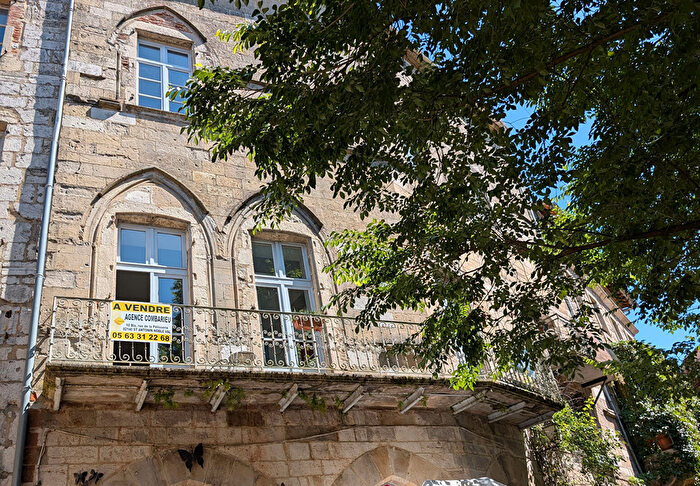 Maison à vendre - Saint-Antonin-Noble-Val - 10 pièces - 7 chambres