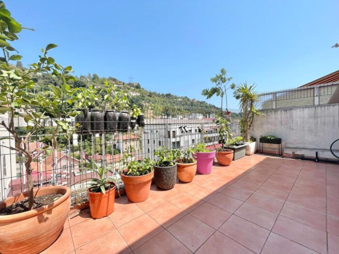 Appartement 3 pièces à vendre à Nice, Saint-Pierre de Feric