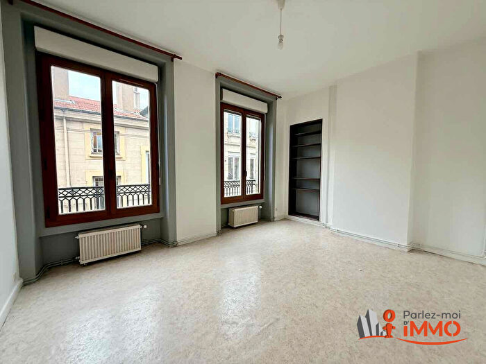 Appartement 4 pièces à Saint-Étienne, à vendre