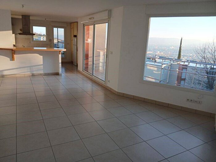 Appartement à louer - Le Brezet, Clermont-Ferrand - 5 pièces - 4 chambres