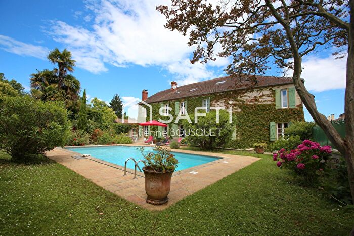 Maison à vendre - Aire-sur-lAdour - 15 pièces - 10 chambres