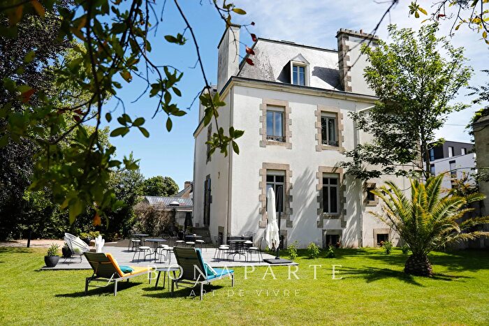 Maison 13 pièces à Auray, Kerdrain, à vendre