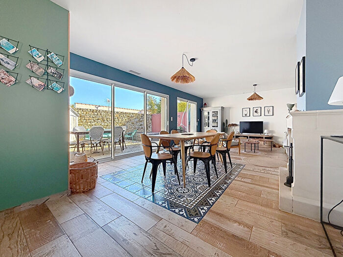 Maison à vendre - Châtelaillon-Plage - 5 pièces - 3 chambres