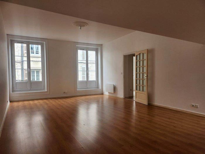 Saintes : Appartement 3 pièces à louer