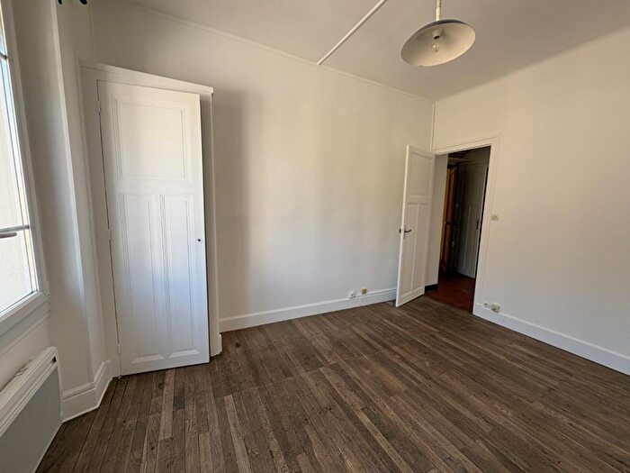Appartement 1 pièce à Grenoble, Gare, à louer