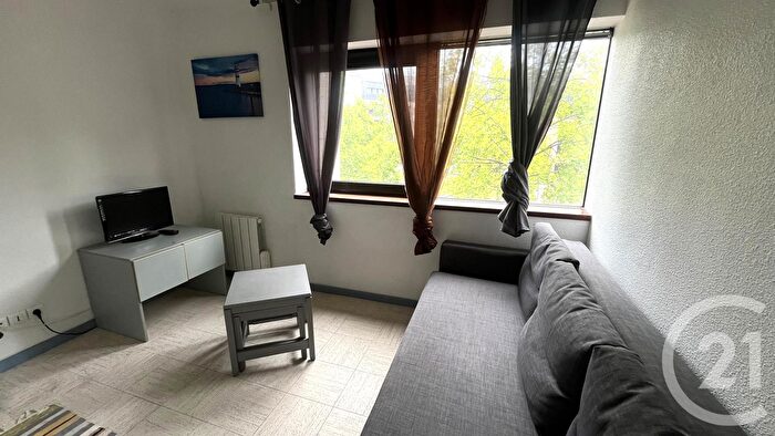 Orléans, La Madeleine, Saint-Laurent : Appartement 1 pièce à louer