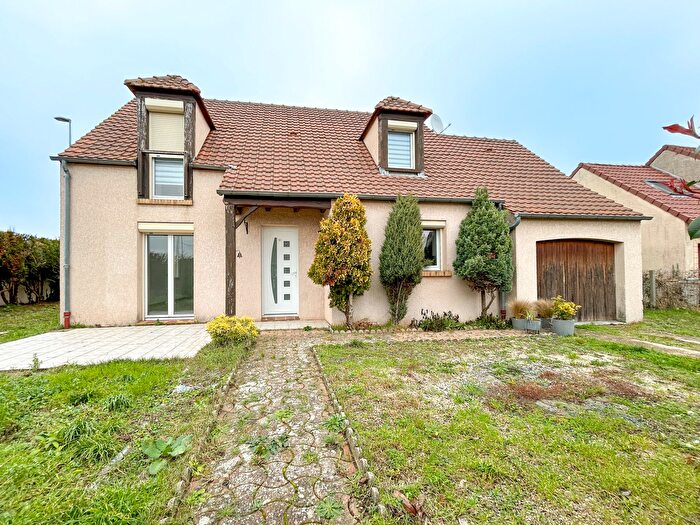 Maison à vendre - Chanteloup-les-Vignes - 6 pièces - 4 chambres