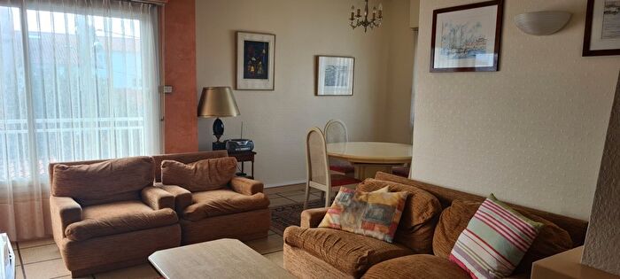 Appartement à vendre - Royan, Centre-ville - 3 pièces - 2 chambres