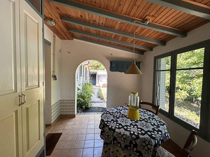 Maison à vendre - Saint-Julien-du-Gua - 4 pièces - 3 chambres