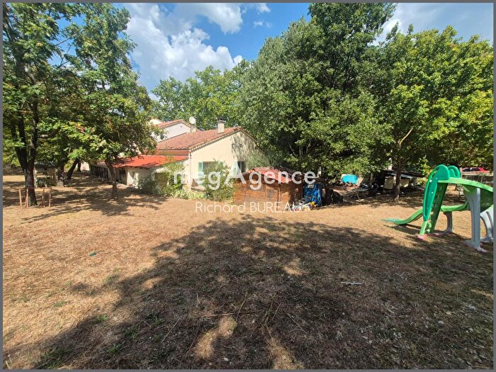 Maison 14 pièces à La Verdière, à vendre