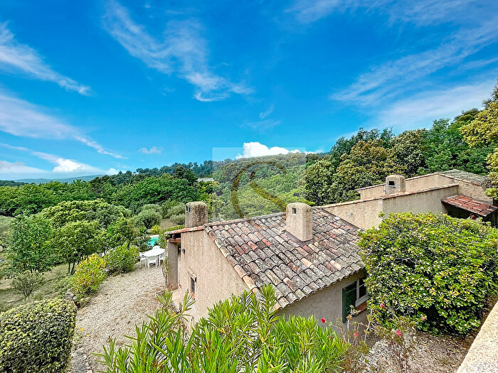 Maison à vendre - Tourtour - 6 pièces - 5 chambres