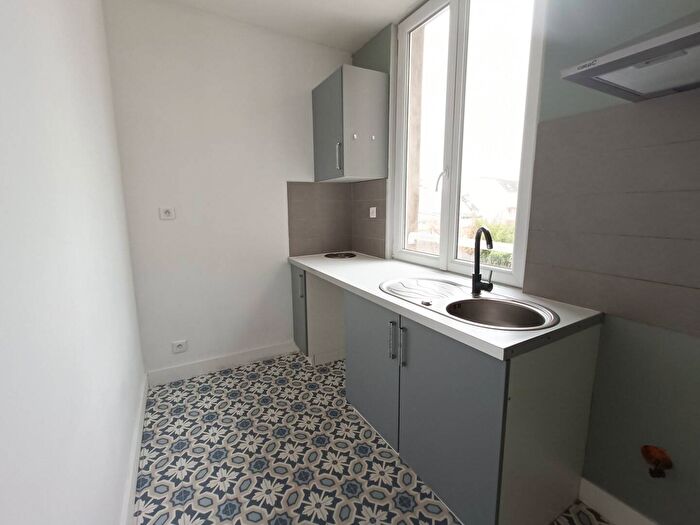 Appartement à louer - Clairmarais-Charles Arnould, Reims - 2 pièces - 1 chambre