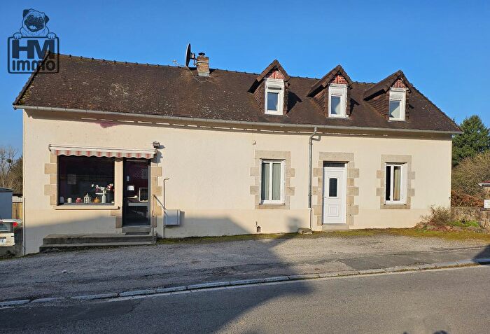 Maison à vendre - Saint-Hilaire-les-Places - 6 pièces - 3 chambres