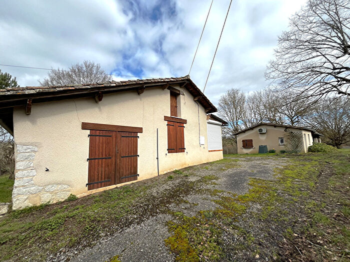 Maison à vendre - Caussade - 4 pièces - 3 chambres