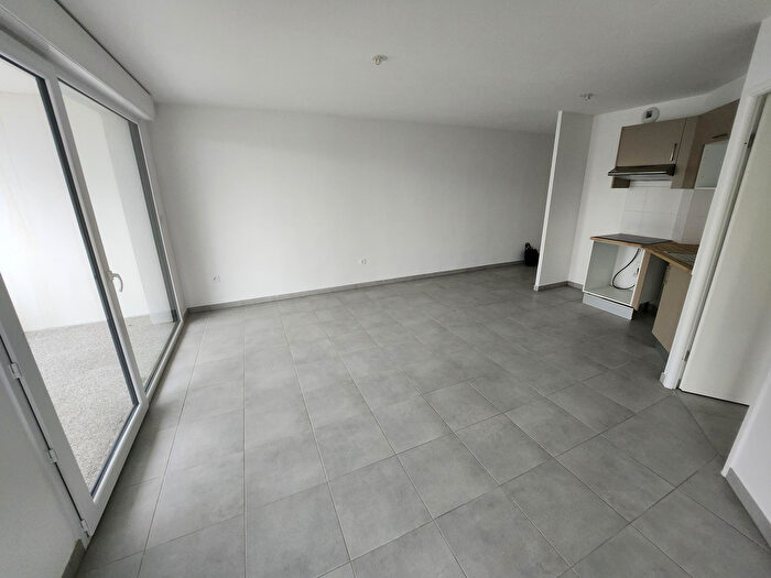 Appartement 3 pièces à Saint-Jory, à louer