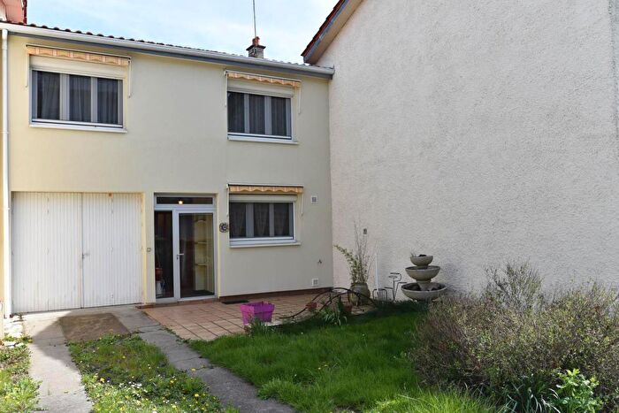 Maison à vendre - Clermont-Ferrand, Les Vergnes - 1 pièce - 4 chambres