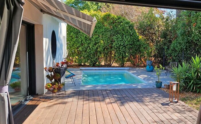 Saint-Étienne-de-Montluc - Maison 5 pièces à vendre