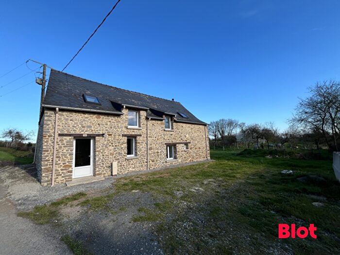 Maison à vendre - Ercé-en-Lamée - 4 pièces - 3 chambres