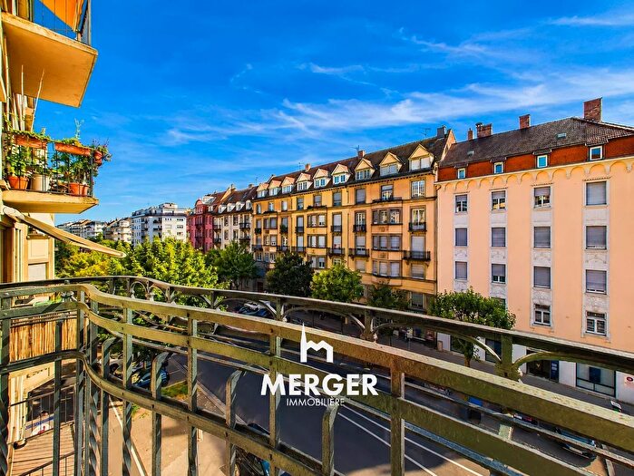 Strasbourg, Forêt Noire : Appartement 4 pièces à vendre